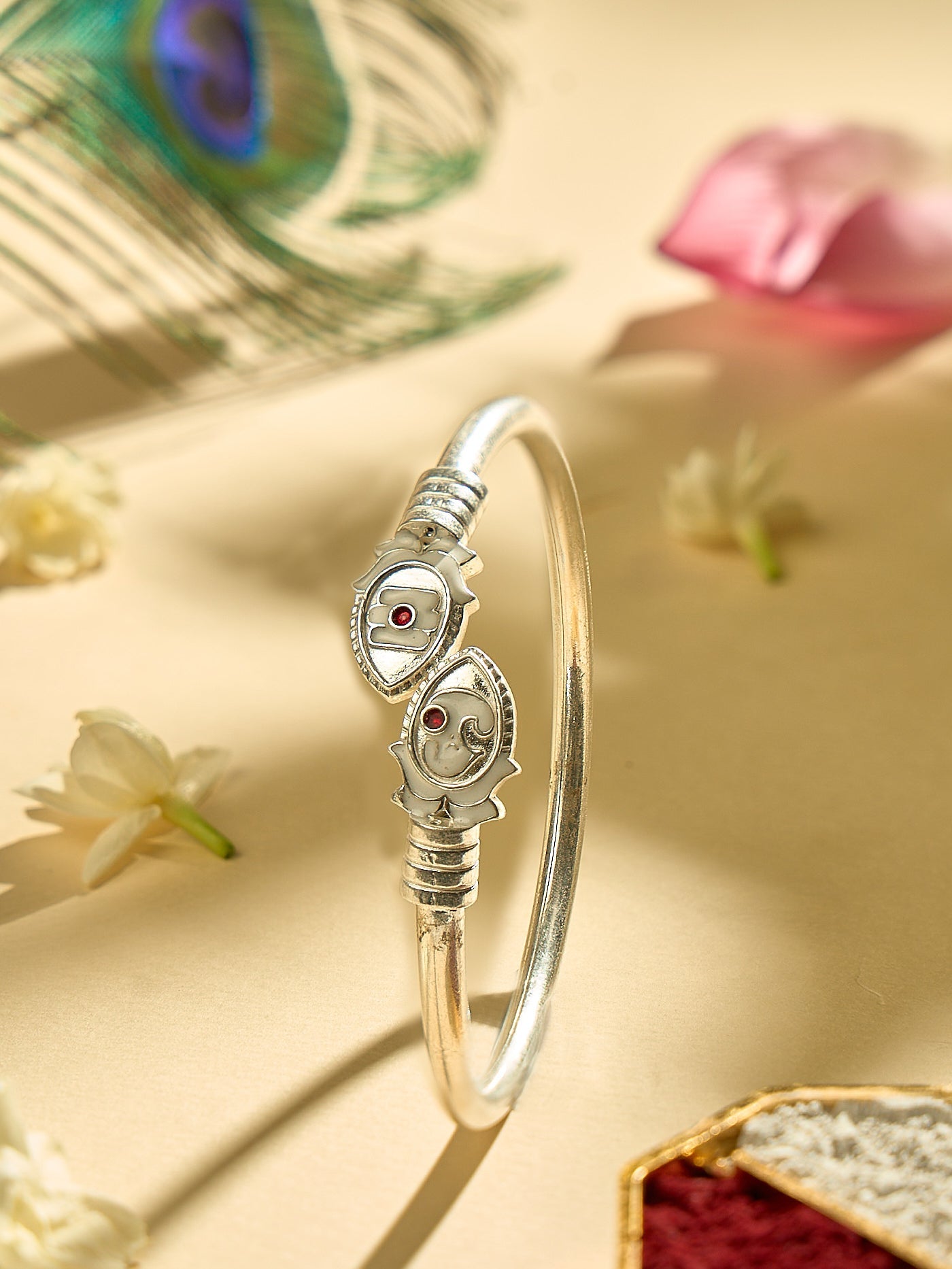 Vel Kappu & Kappu Collections | Sri Anu Jewellers Madurai