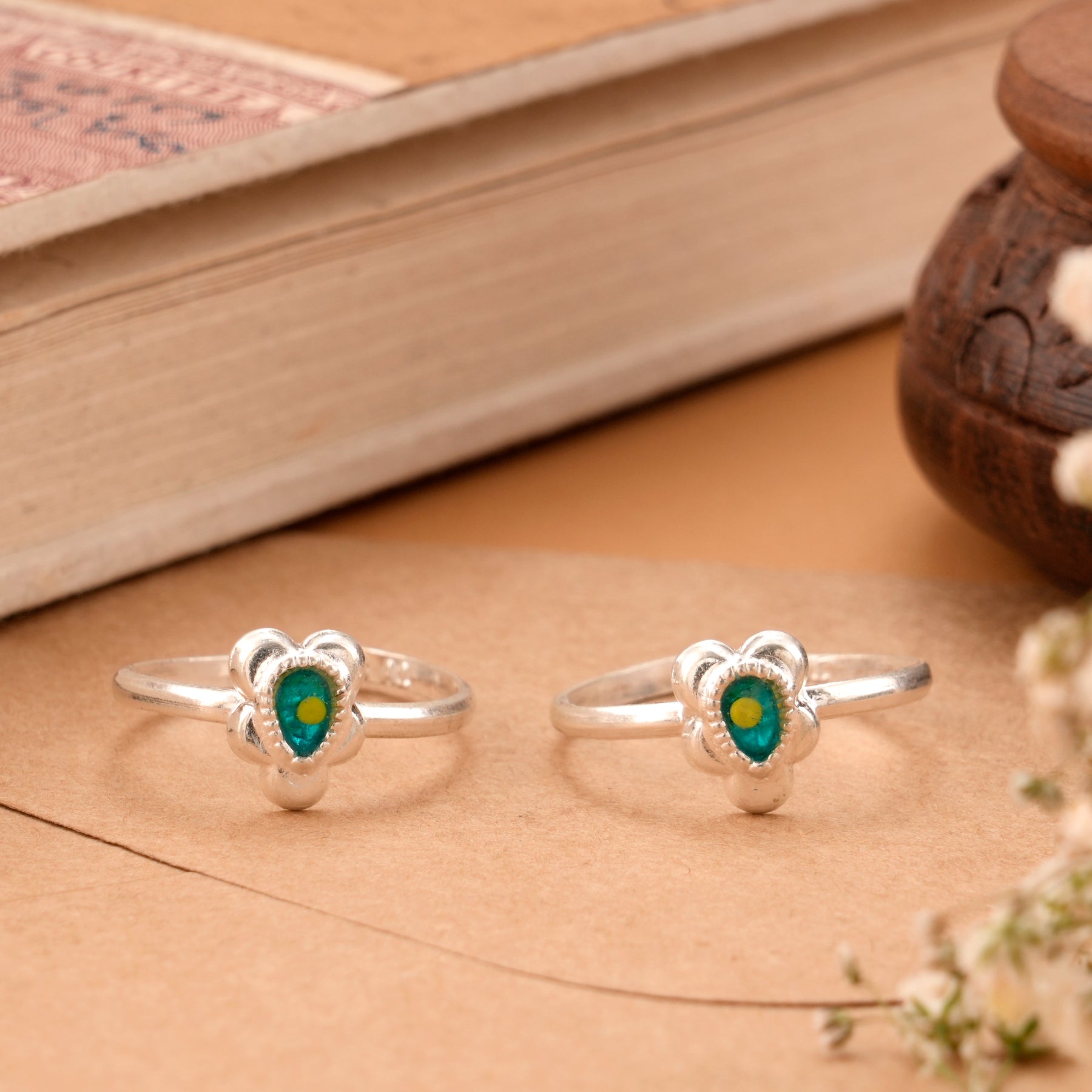 Purple Colour Crystal Fancy Silver Metti | Sri Anu Jewellers