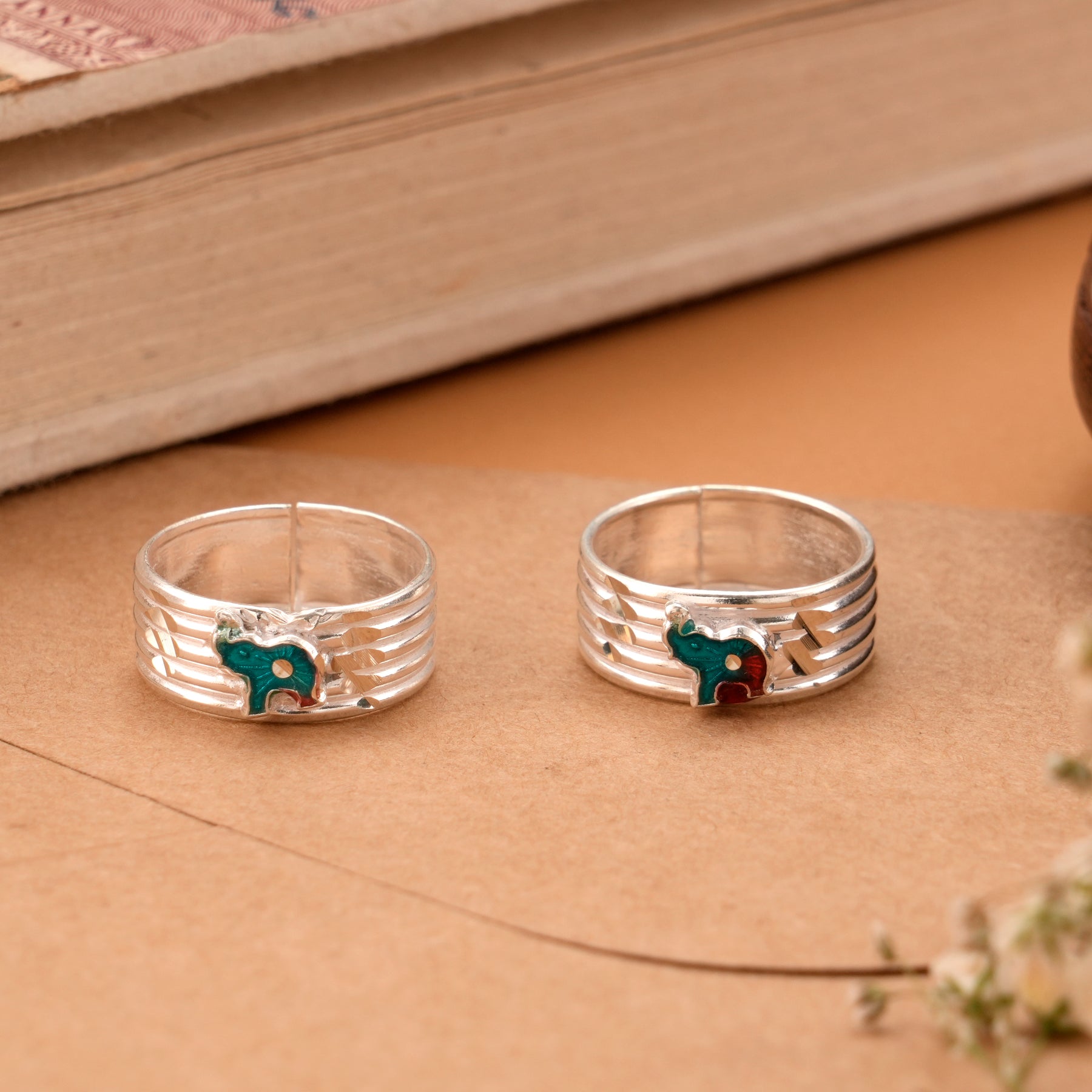 Purple Colour Crystal Fancy Silver Metti | Sri Anu Jewellers