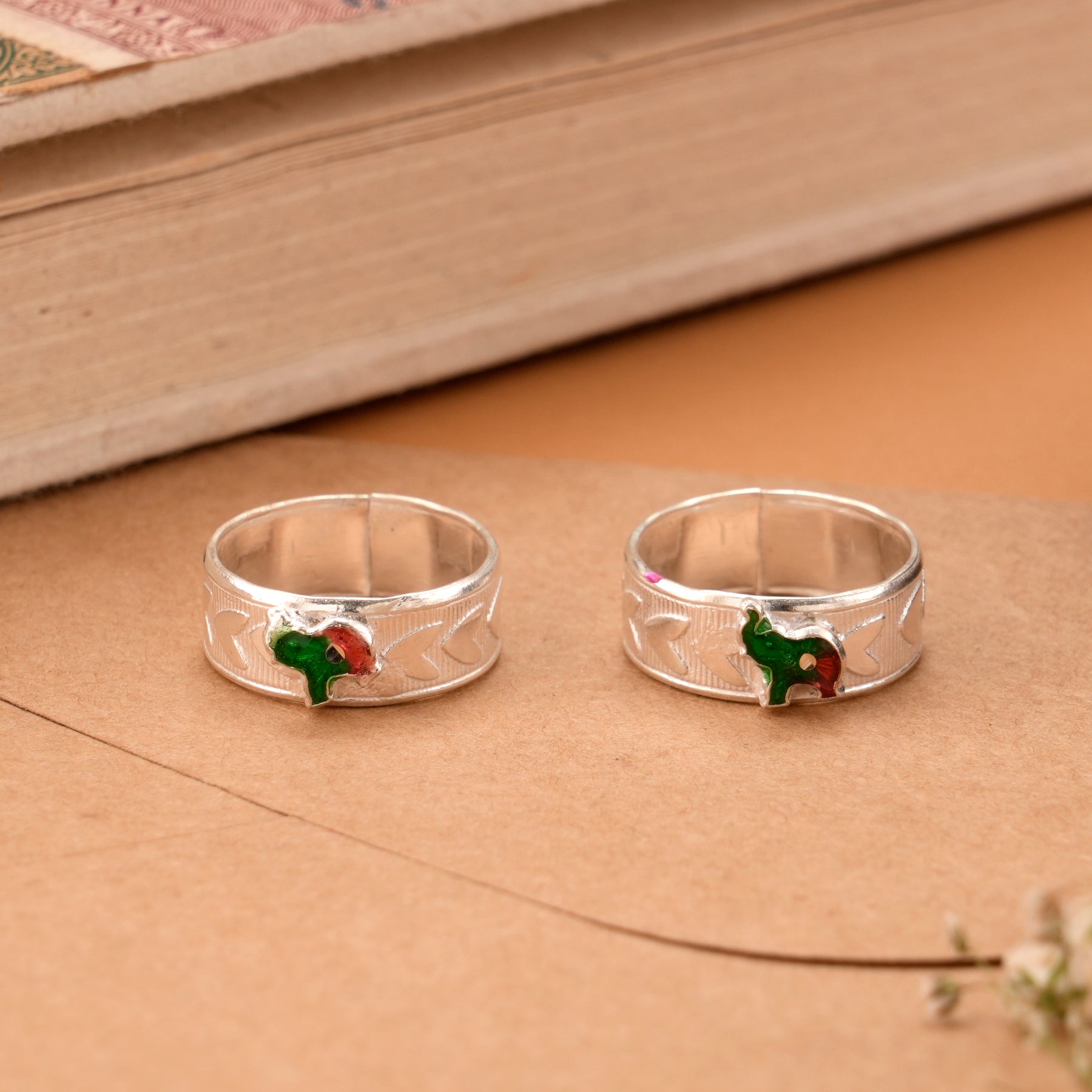 Purple Colour Crystal Fancy Silver Metti | Sri Anu Jewellers